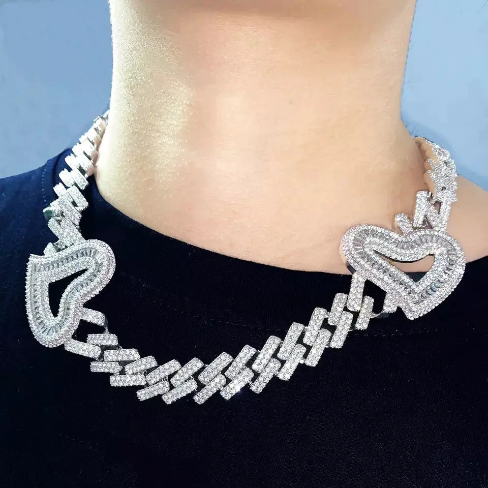 Open heart Cuban necklace - BizaarFashionCrush – BizaarFashionCrush